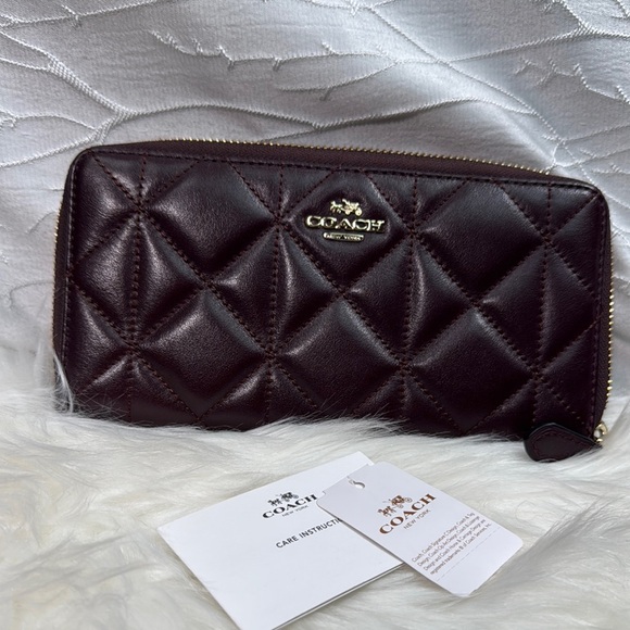Coach | Bags | Coach Quilted Leather Wallet | Poshmark